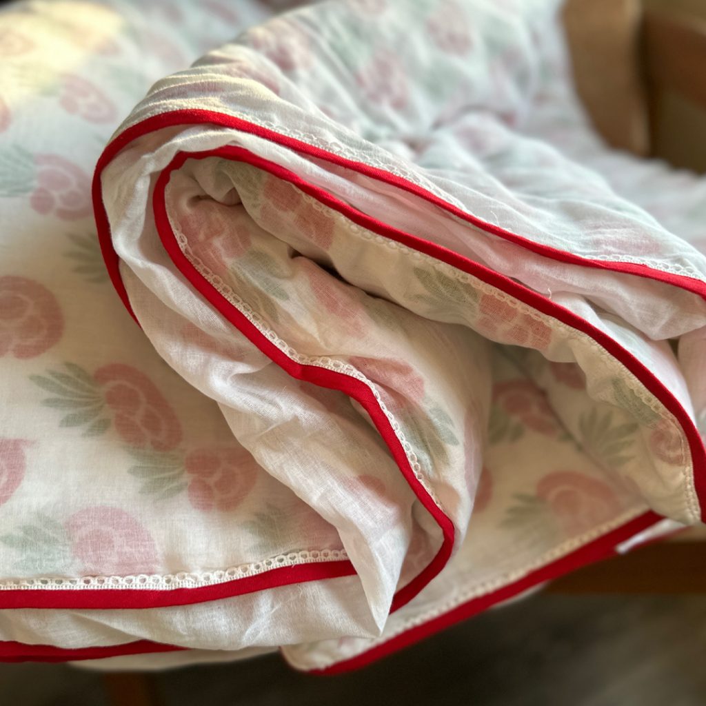 Traditional Nepali Dolai Sirak (Rhododendron) - TukuTuku Nepal